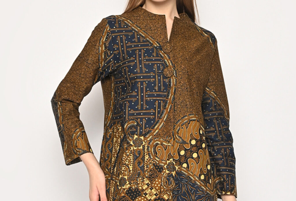 Model Baju Batik Terbaru yang Lagi Ngetren, Kamu Wajib Tahu!