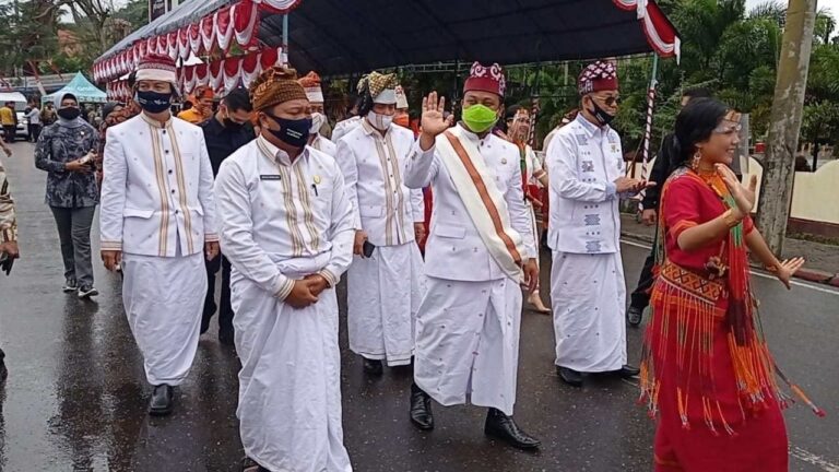 Model Baju Toraja Modern, Ketika Warisan Budaya Menyatu