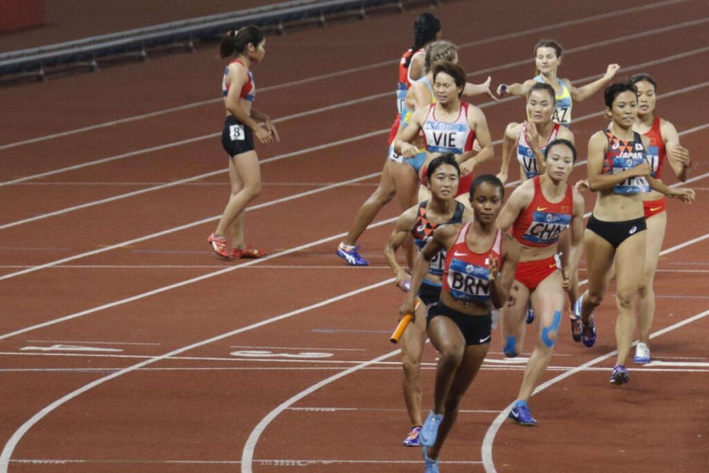 Cara Lari Estafet! Panduan Lengkap Buat Kamu yang Penasaran Sama Lomba ...