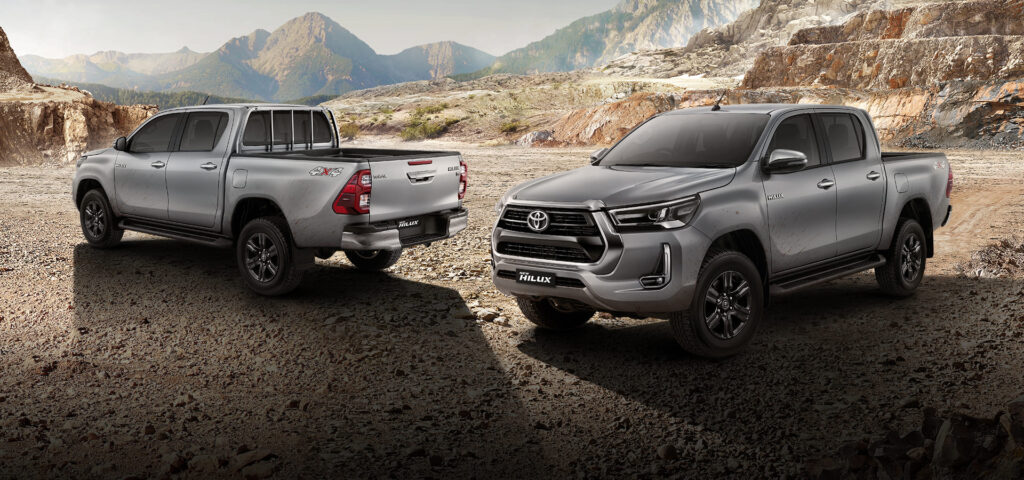 Yuk Kepoin Spesifikasi Mobil Hilux Double Cabin yang Siap Tembus Medan ...
